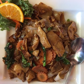 Pink Basil - Order Online - 163 Photos & 214 Reviews - Asian Fusion ...