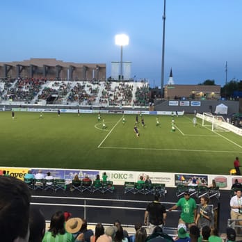 Taft Stadium - 30 Photos - Stadiums & Arenas - May Ave & 27th St ...