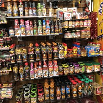 Charlie Brown Farms - 960 Photos & 502 Reviews - Gift Shops - 8317 ...