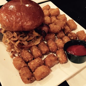 Wicked Cow Burgers and Brews - 187 Photos & 137 Reviews - Burgers - 131 ...