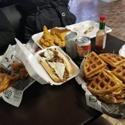 Smaxx - 12 Photos & 11 Reviews - American (Traditional) - 1827 Vine St ...