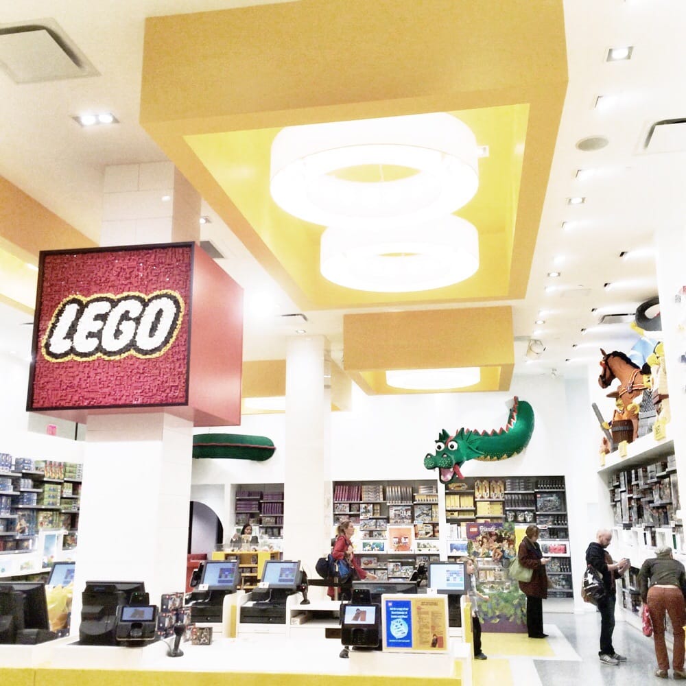 LEGO - 320 Photos & 39 Reviews - Toy Stores - 200 5th Ave, Flatiron ...