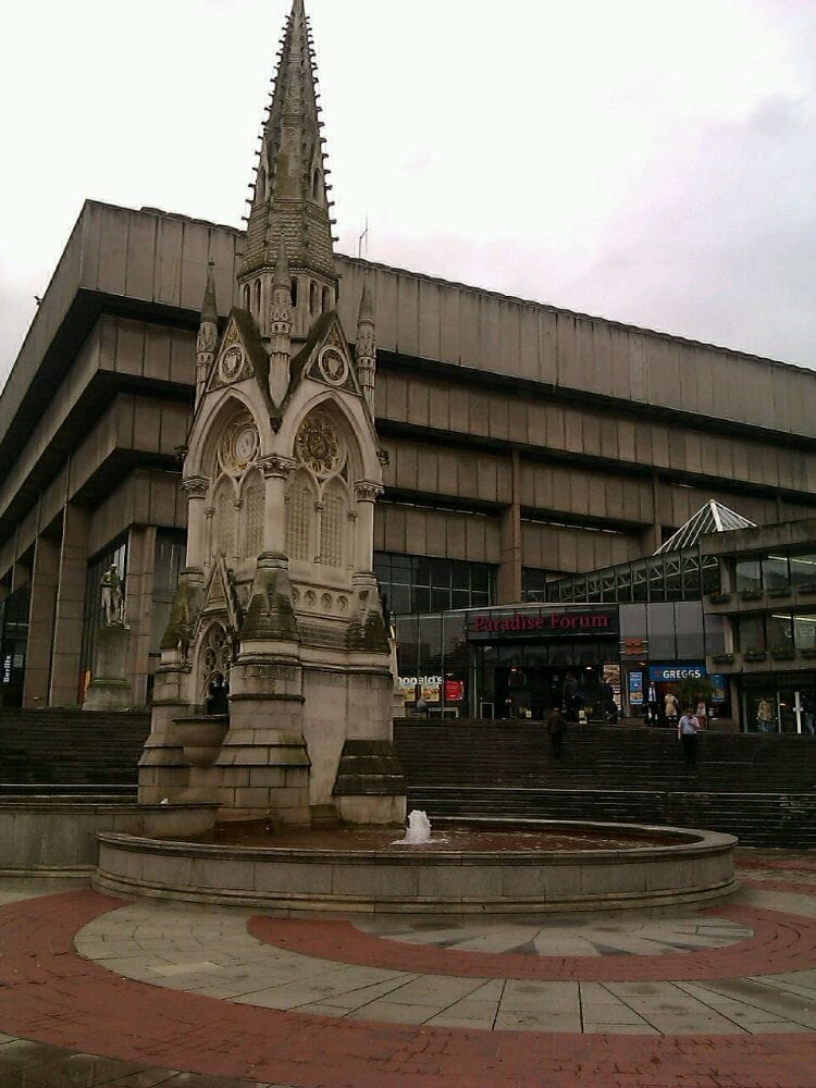 The Chamberlain Memorial Fountain - Landmarks & Historical Buildings ...