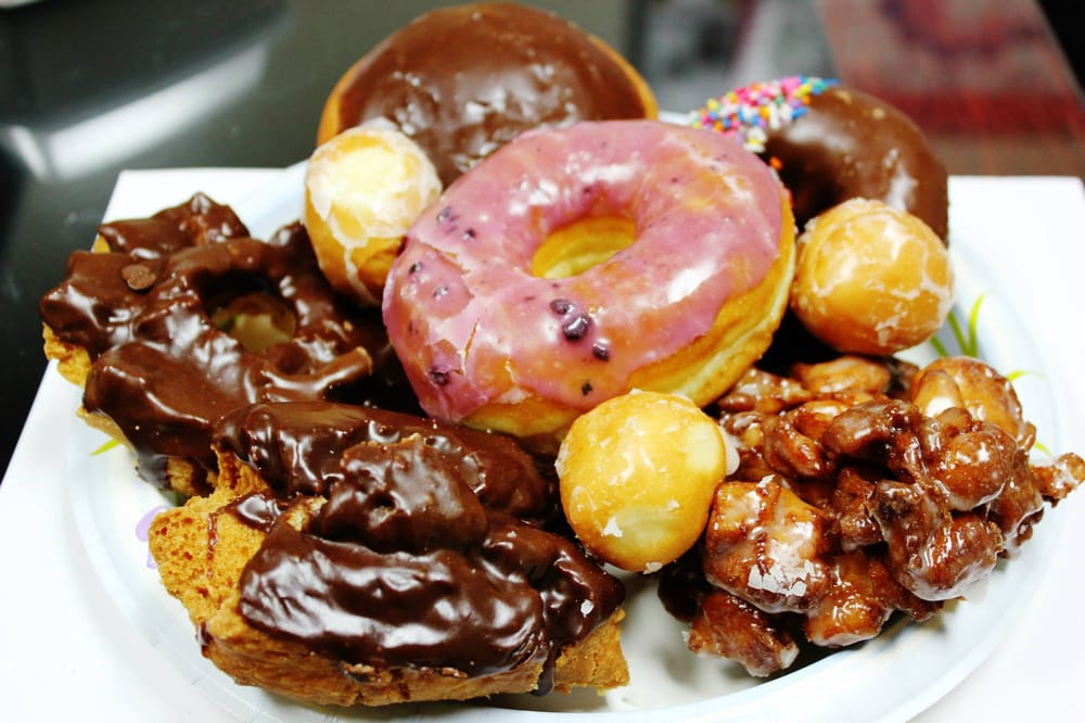 Dee’s Donuts - 73 Photos & 147 Reviews - Donuts - 6401 N Durango Dr ...