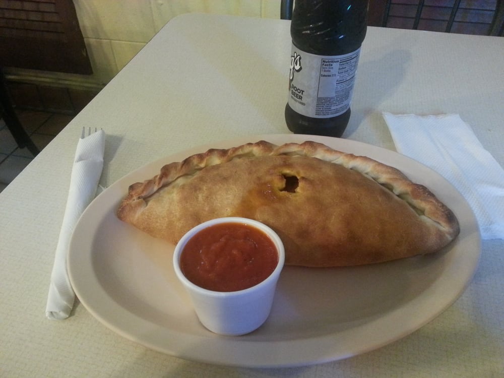 Albert’s Pizzeria - 10 Reviews - Pizza - 2617 Broad Rock Blvd, Richmond ...