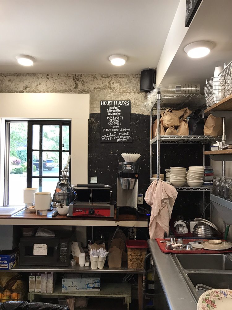 Roost Coffee & Market - 43 Photos & 43 Reviews - Coffee & Tea - 125 SE ...