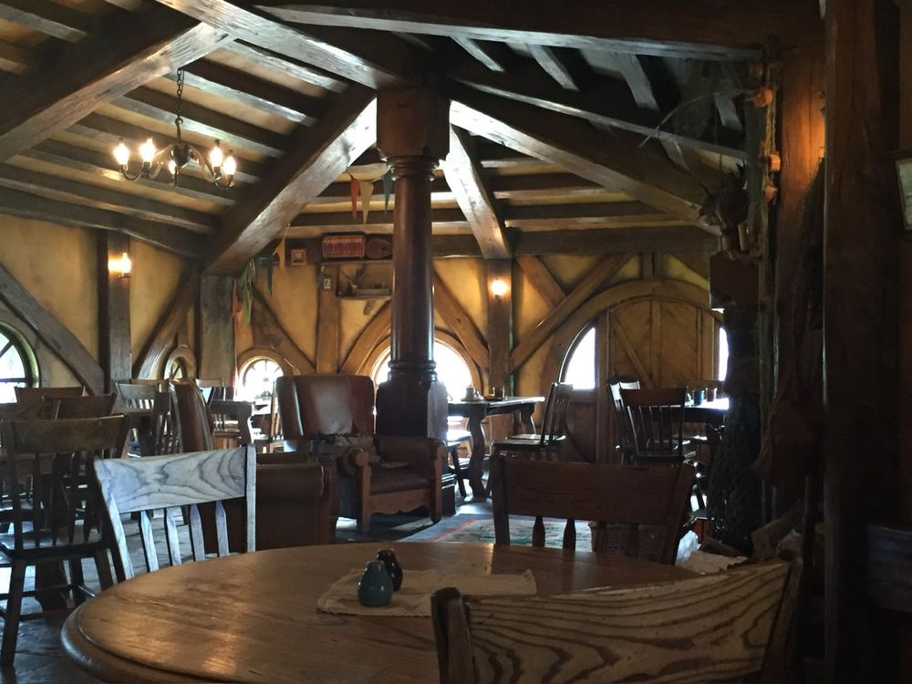 The Green Dragon Inn, Waikato | Roadtrippers