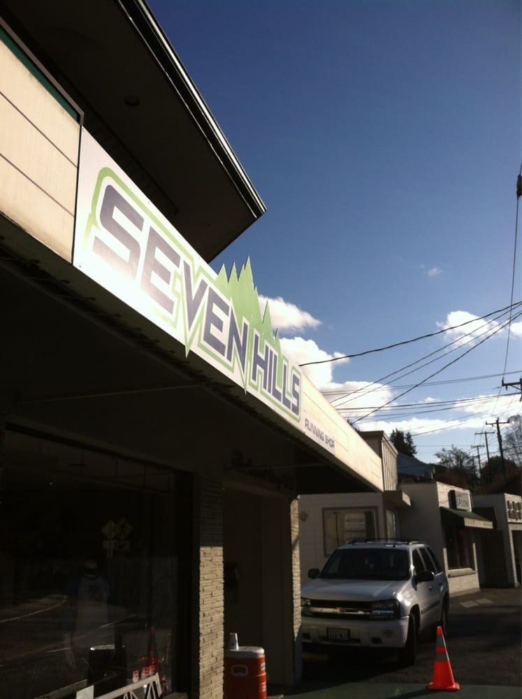 Seven Hills Running Shop - 27 Reviews - Sports Wear - 3139 W Government ...
