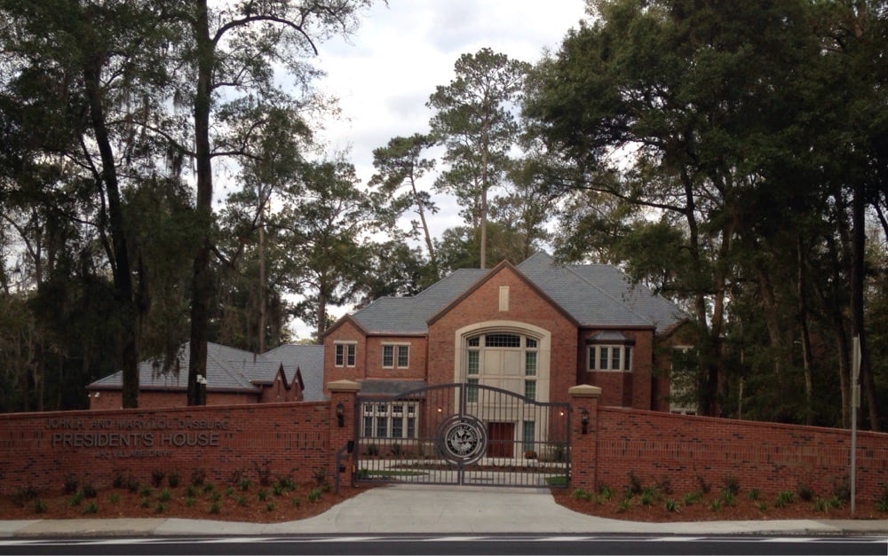 University of Florida - Colleges & Universities - 2000 SW Archer Rd ...