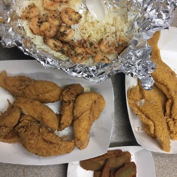 Rays Chicken and Fish Mart - 121 Photos & 181 Reviews - Seafood - 939 E ...