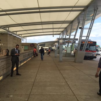 Pentagon Metro Station - 20 Photos & 12 Reviews - Train Stations - 2 S ...