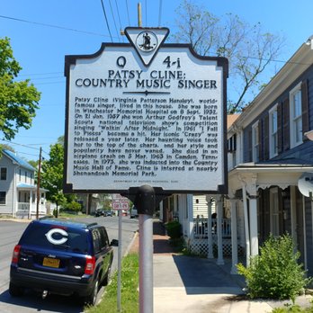 Patsy Cline Historic House - 30 Photos - Museums - 608 Kent St ...