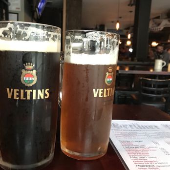 Berliner Pub - 409 Photos & 500 Reviews - German - 221 Main Ave S ...