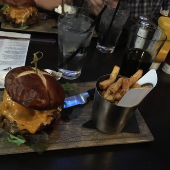 Tap 22 Grill & Bar - 50 Photos & 54 Reviews - American (New) - 1443 1st ...