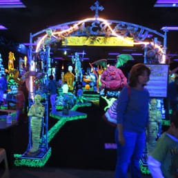 Monster Mini Golf - 28 Photos & 42 Reviews - Mini Golf - 1560 Boston ...