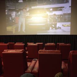 AMC Burbank Town Center 8 - 29 Photos & 35 Reviews - Cinema - 201 E ...