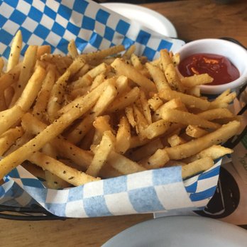 Life of Riley Tavern - 73 Photos & 226 Reviews - Burgers - 300 NW 10th ...