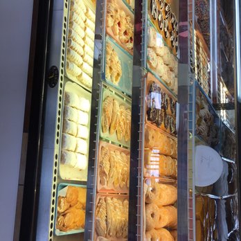 La Familia Bakery 2 - 157 Photos & 173 Reviews - Bakeries - Calle 1 A9 ...