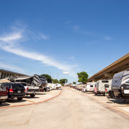 River Ranch RV Resort - 23 Photos & 15 Reviews - RV Parks - 420 ...