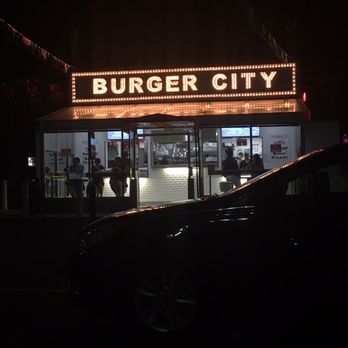 Burger City - 161 Photos & 180 Reviews - Burgers - 1900A Hempstead Tpke ...