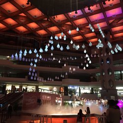 Complexe Desjardins - 90 Photos & 31 Reviews - Shopping Centers - 150 ...