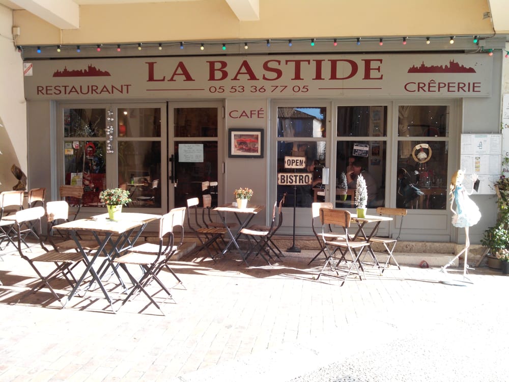 La Bastide - Creperies - 29 place des Arcades, Monflanquin, Lot-et ...