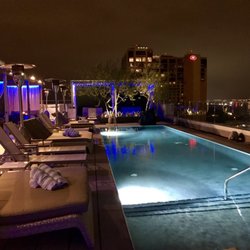 Azul Rooftop Pool Bar + Lounge - 61 Photos & 32 Reviews - Bars - 310 E ...