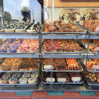 California Donuts - 5223 Photos & 2577 Reviews - Bakeries - 3540 W 3rd ...