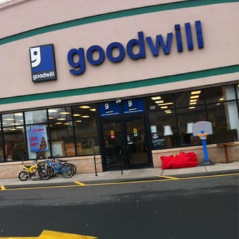 Goodwill Store & Donation Center - Donation Center - 560 Washington St ...