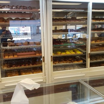 Ralphs Donut Shop - 26 Photos & 59 Reviews - Donuts - 59 S Cedar Ave ...