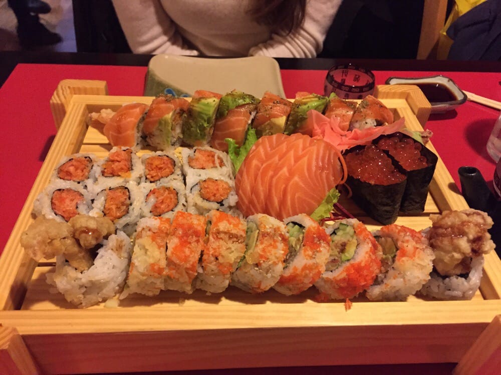 FuZen - 41 Photos & 64 Reviews - Sushi Bars - 132 Front Street E ...