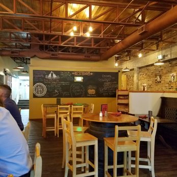 The Angry Goat Pub & Kitchen - 41 Photos & 47 Reviews - Pubs - 2570 ...