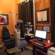 Decatur Eye Care - 28 Photos & 22 Reviews - Optometrists - 321 W Hill ...