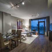 Hanover Montrose - 12 Photos - Apartments - 3400 Montrose Blvd ...