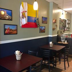 ArePA George - 40 Photos & 27 Reviews - Colombian - 1552 N Kedzie Ave ...