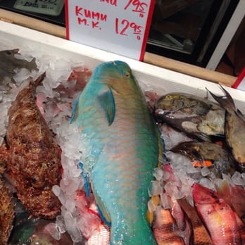 DA Fish Market - 43 Photos & 11 Reviews - Seafood Markets - 94-866 ...