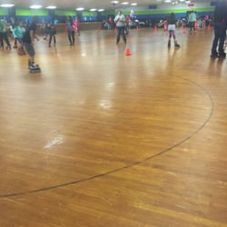 Manning’s Texas On Wheels Roller Skating Rink - Skating Rinks - 5735 ...