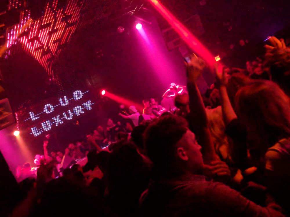 Celebrities Nightclub - 20 Photos & 100 Reviews - Dance Clubs - 1022 ...