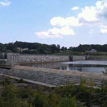 Wachusett Reservoir Dam - 26 Photos - Hiking - Boylston St, Clinton, MA ...