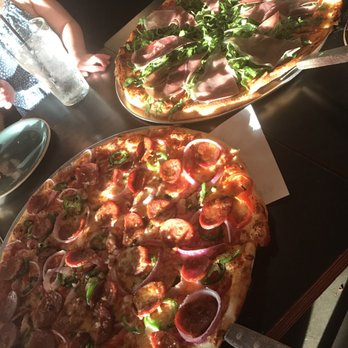 Luna Pizzeria - 110 Photos & 153 Reviews - Pizza - 107 Yale St, The ...