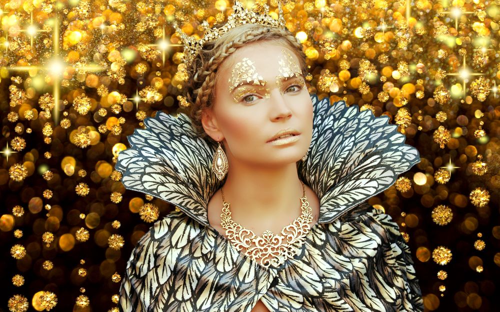 Queen Ravenna Makeup | Saubhaya Makeup