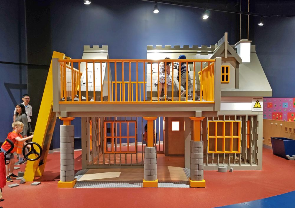 Visitor's Guide to the Ontario Science Centre in Toronto