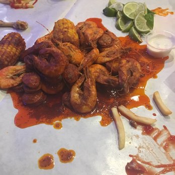 The Crab Bucket - 110 Photos & 146 Reviews - Cajun/Creole - 1260 N Main ...