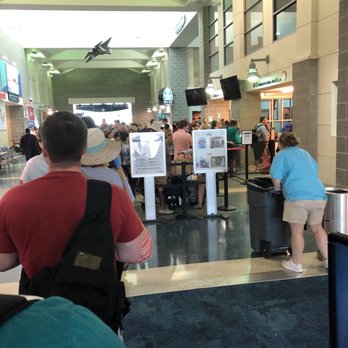 Destin-Fort Walton Beach Airport - VPS - 65 Photos & 86 Reviews ...