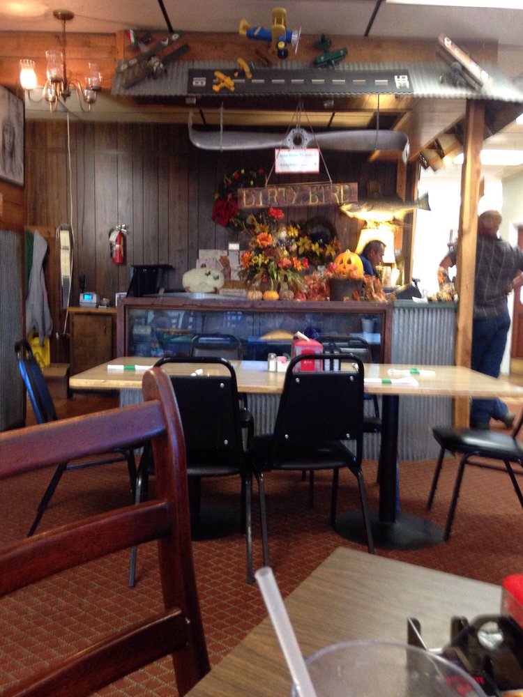 Bentley’s Restraurant - Salad - 7925 Edgemont Rd, Greers Ferry, AR ...