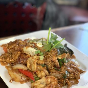 Karakade Thai Cuisine - Order Online - 138 Photos & 381 Reviews - Thai ...