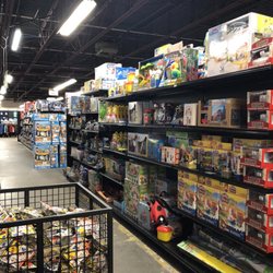 Cargo Largo - 31 Reviews - Department Stores - 13900 E 35th St S ...