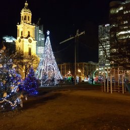 Cathedral Square Park - 35 Photos & 18 Reviews - Parks - 520 E Wells St ...