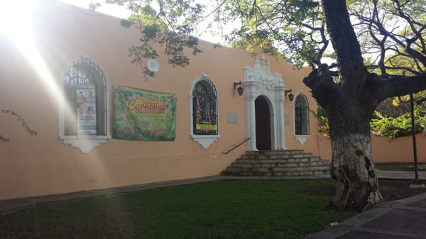 Escuela Modelo - Middle Schools & High Schools - Paseo Montejo 444 ...