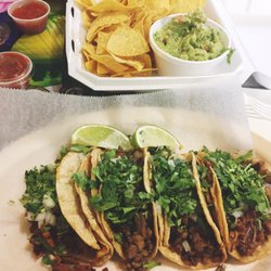 The Famous Taco - 12 Photos & 29 Reviews - Tacos - 4104 N Clinton St ...